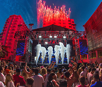 What Do People Do At EDM Festivals? - EDM Festival Insider